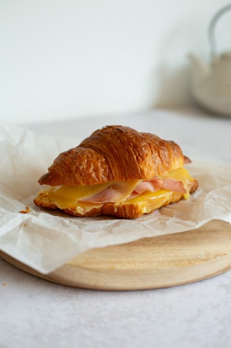 Croissant | Fig Tree